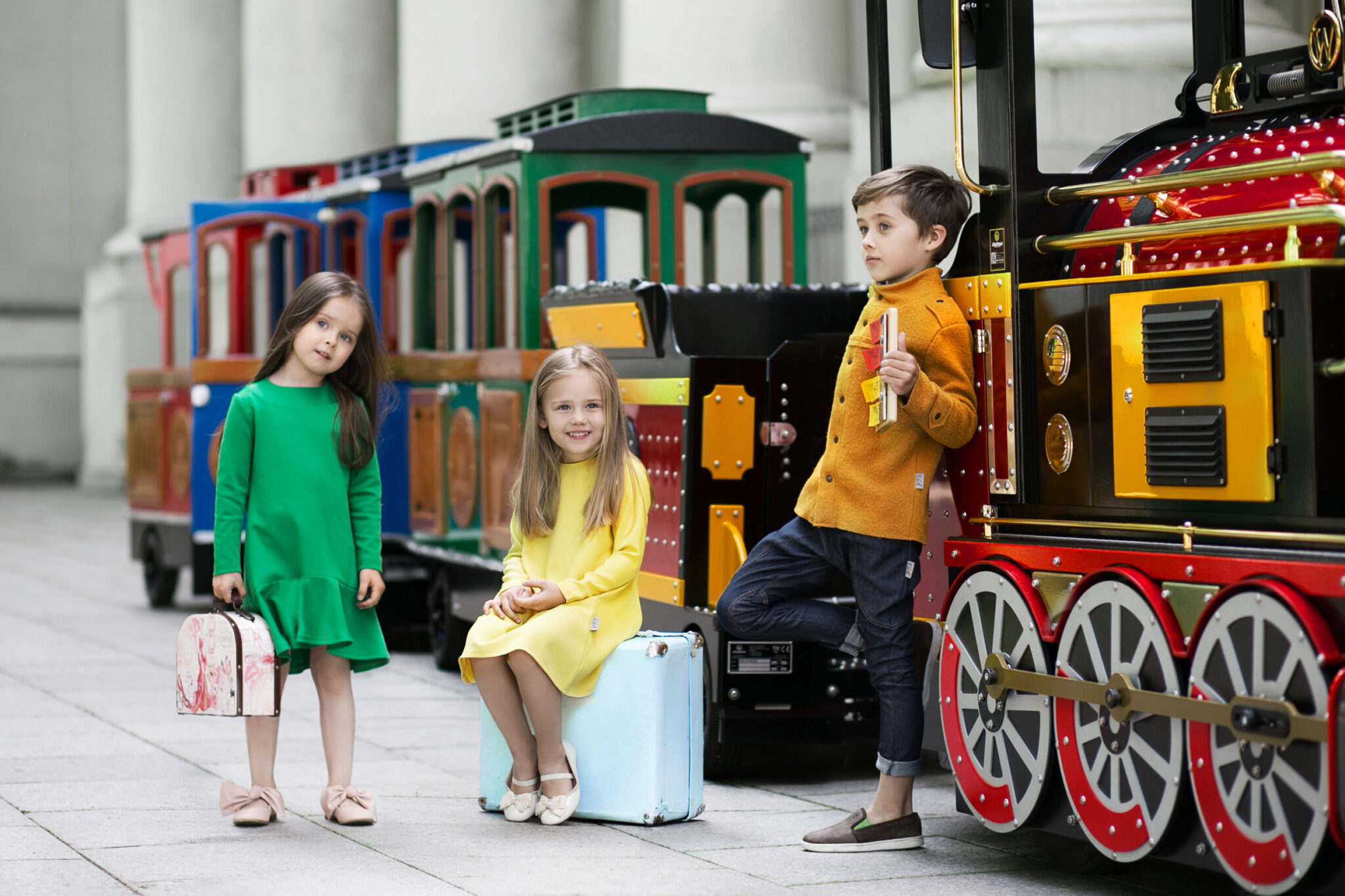 Mini Express Trackless Train | Eco Mall Train by Wattman World